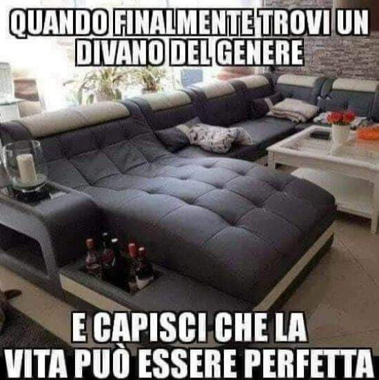 Tutti i meme sul Divano - Facciabuco.com